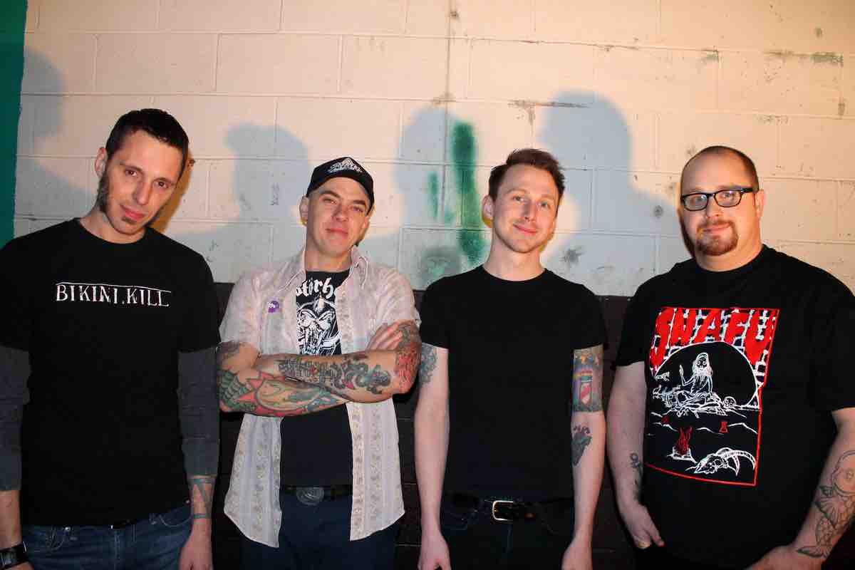 BREAK ANCHOR - Reggies Chicago